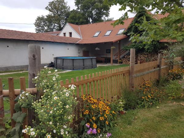 Apartmán Na Farmě U Koní - Czechia
