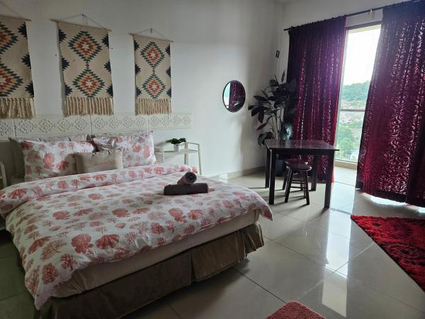 Urban 360 Queen Studio, Ritzqe Homestay - Setapak