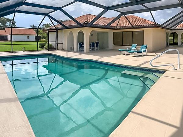Villa Bougainvillea - Bonita Springs, FL