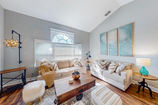 Solar Retreat - Spring Hill, FL