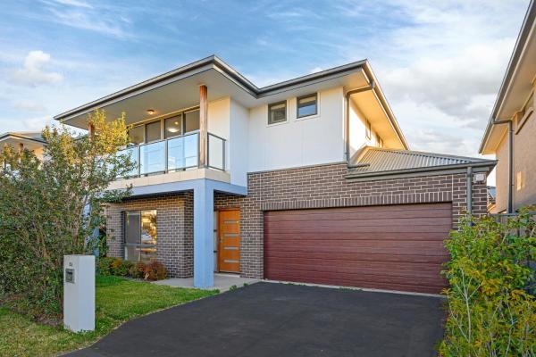 The Pond Sweet 4 Br Home By Coles With Garage&wifi - Blacktown