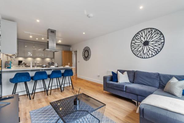 Private Apartments & En-suite Double Rooms - 5 Minute Walk To Hendon Central Station - Reach Central London In Just 21 Minutes - 센트럴 런던