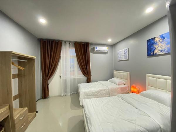 คาเฟ่ เดอ แจ่วบอง รูมแอนด์เซอร์วิส - Khon Kaen