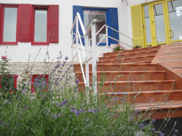12 Months Mini Hotel - Odessa
