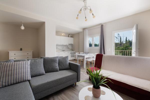 Sundial House - Corfu