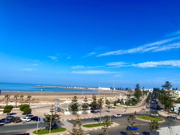 Biona, Beautiful Apartment Seaview - 에사우이라