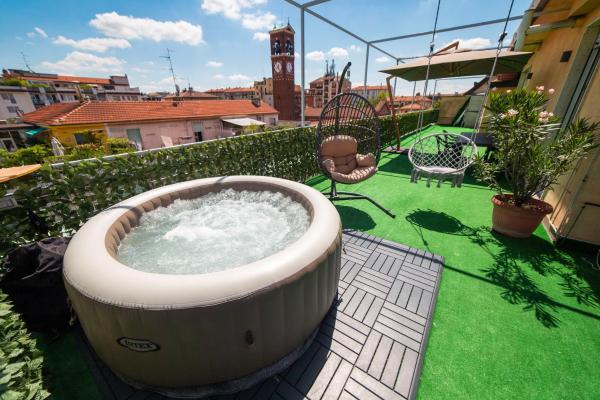 Spazioso Appartamento Con Terrazzo Navigli , Bocconi - Milão