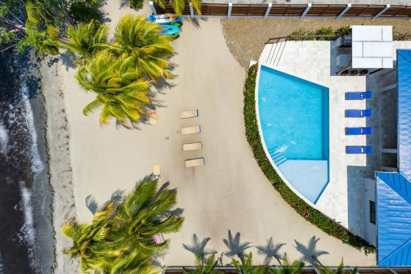 South Gull Villa - Brand New Ocean Front - Belize