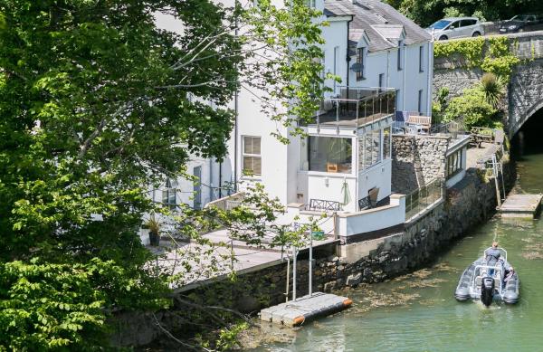 The Moorings - Bangor