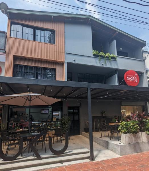 Uku Inn - Medellín