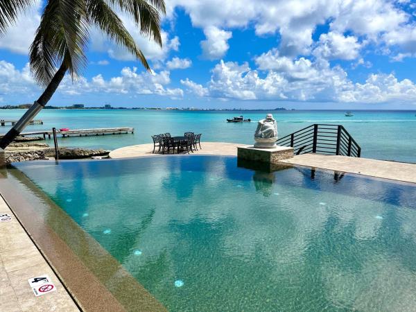 Seven Mile View Condo #4 - Cayman Islands