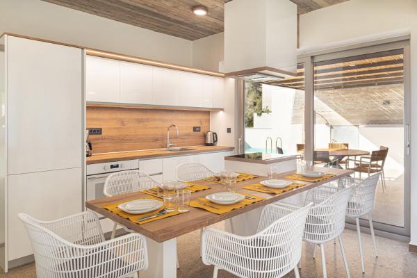 New Modern Villa Domus Myrtia With Private Pool & Bbq, 4km From Nearest Beach - Plakias