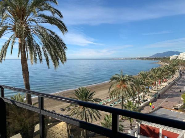 Marbella Beachfront Apartment (434c Skol) - Marbella