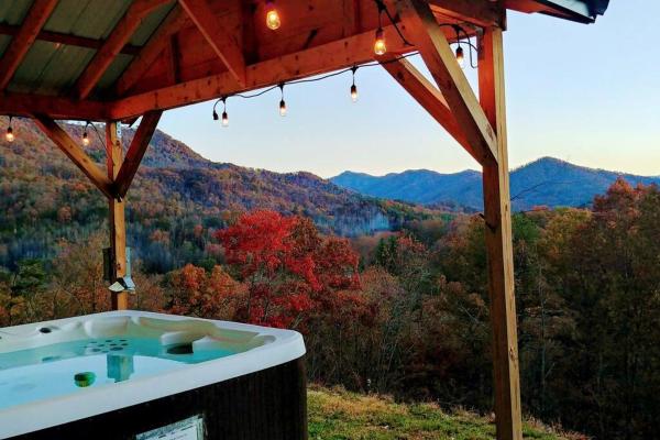 Peace Of Heaven ~ Modern Chic Cabin W/ Majestic Mountain Views - Bryson City, NC