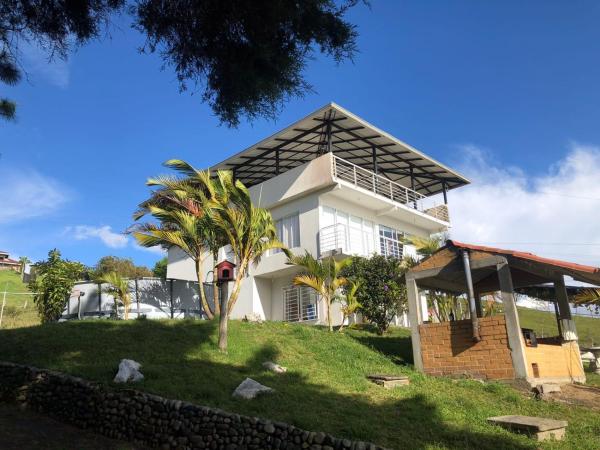 Lago Calima Home - Calima