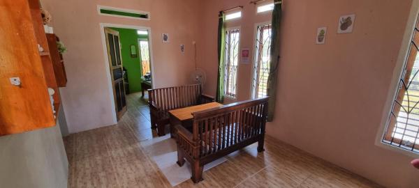 Dam Ri Private 2nd Floor - Near Airport & Batukaras - Pangandaran