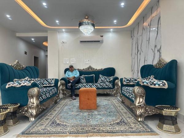 Hotel Yog Safari, Behind Parmarth Niketan - Narendra Nagar
