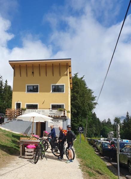 Chalet Jaune Pinea - Grenoble