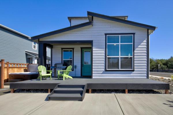 Sand By Me - Ocean Shores, WA