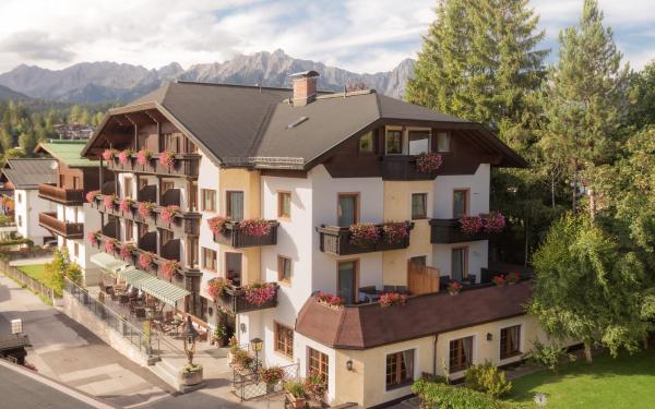 Appartement- Und Wellnesshotel Charlotte - 3 Sterne Superior - Telfs