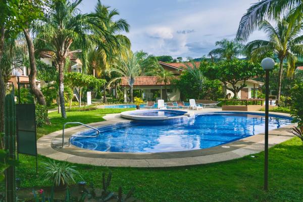 The Beach House Ground Floor Condo - Playa Hermosa