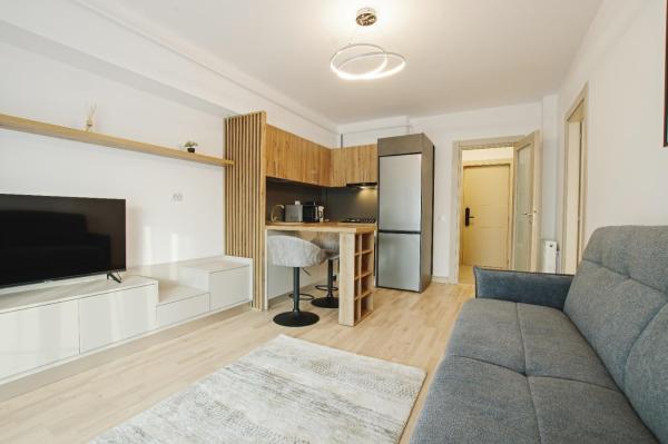 Himson-beige Apartment - Ungheni