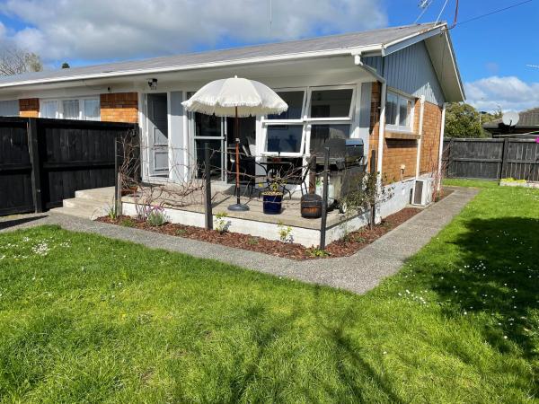 Sunny 2bdrm Home Close To Hospital & Gardens - Cambridge