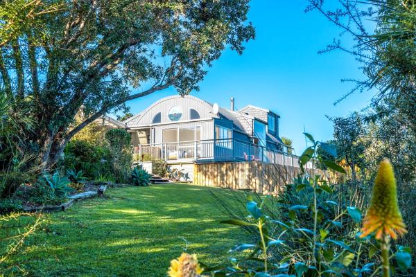 The Round House - Waiheke Island