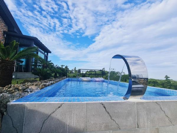 Sunshine Aewol Entire House - Jeju