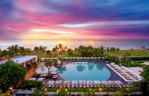 Pullman Phuket Karon Beach Resort - Karon Beach