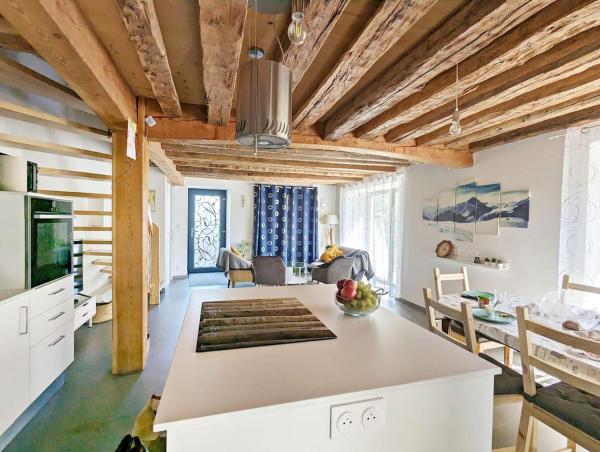 Villa Panorama - 120m2, 8 Pax, 6mn Des Pistes, Rénové, Plein Sud - Briançon