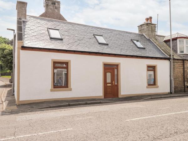 Corner Cottage - Moray