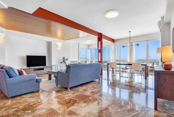 Apt Alameda De Colon Solo Familias - 말라가