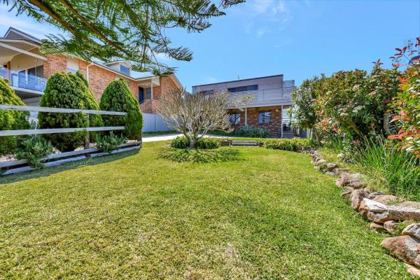 New Property Seabreeze Bungalow - Lakeview Sunset Delight At Sunshine On Lake Macquarie - Morisset