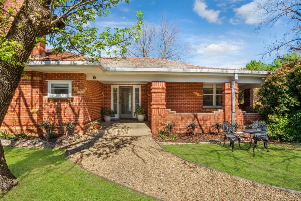 Golden Square Gold Class Guest House, Bendigo - Bendigo