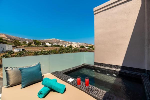 The Penthouse Santorini, Kamari, Thira - Santorini