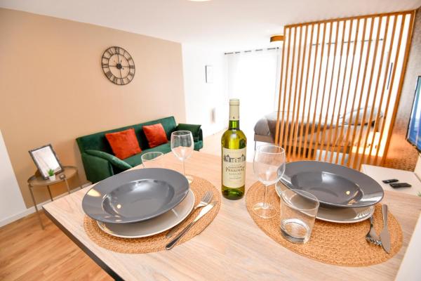 Studio Magda - Fibre Et Tv - Calme Et Confortable - Saint-Quentin