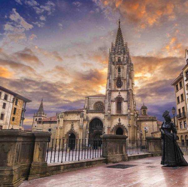 Casco Histórico-catedral - Oviedo