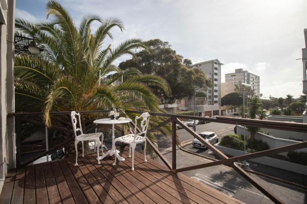 Spring Tide Inn By Ctha - Camps Bay