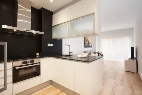 Diagonal/paseo De Gracia 4 Pax - Costa Brava