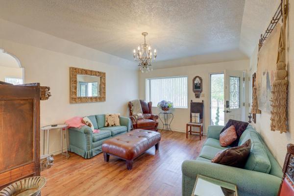 Retreat With Pond Access And Views In Temple - Temple, TX