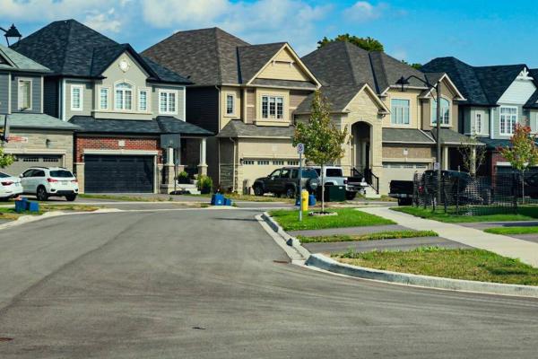 Garden Ave Suite 3 Mins To Hwy 403 - Brantford