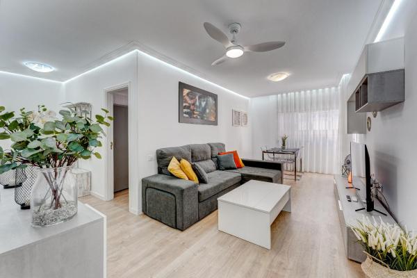 Parrot Apartment El Medano - Tenerife
