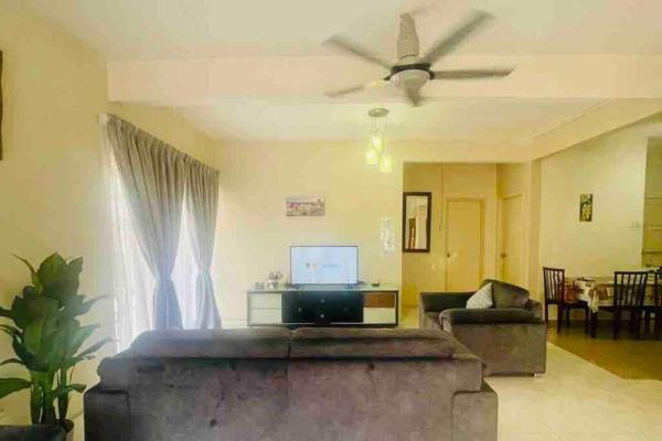 Landed 3br Near Bangi Wonderland - Wi-fi, Netflix - Semenyih