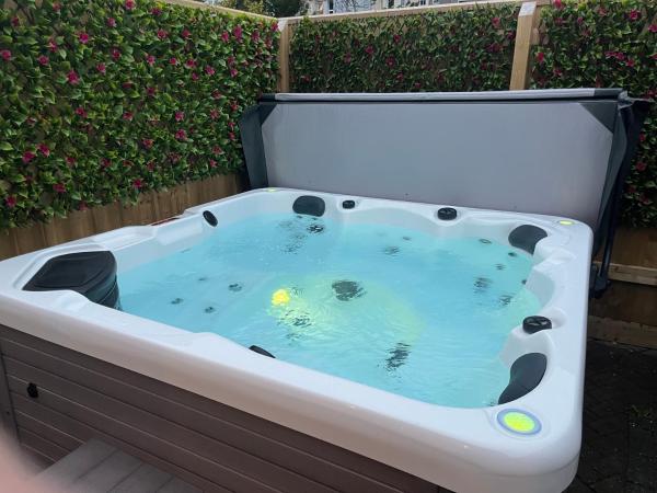 St Annex, Boutique Holiday Apartment For 2 People In Torquay - With Private Hot Tub! - Torquay