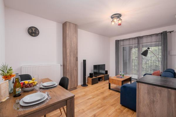 Apartwro 7th - City Square, Railway Station (Balcony, Garage) - Breslau