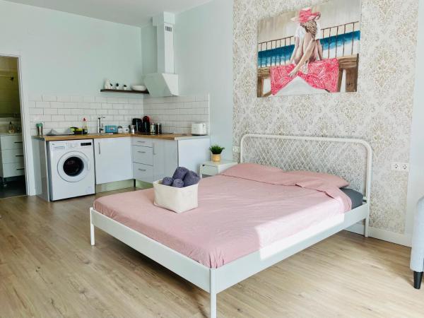 City Heart Alicante Studio Apartment - Castle View - Alicante