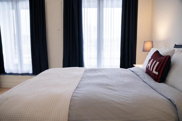 Le Champlain - Royal Dalhousie - Quebec City