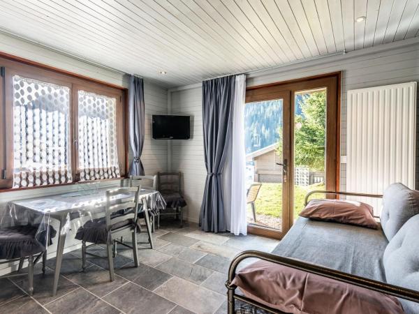Chalet Cosy 2 Pièces Avec Terrasse, 3 Pers, Parking, Wifi, Animaux Admis - Fr-1-676-2 - Châtel