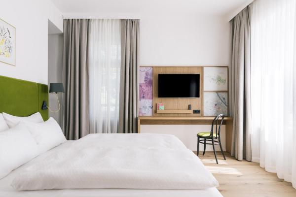 Bio-hotel Schani Wienblick - Klosterneuburg